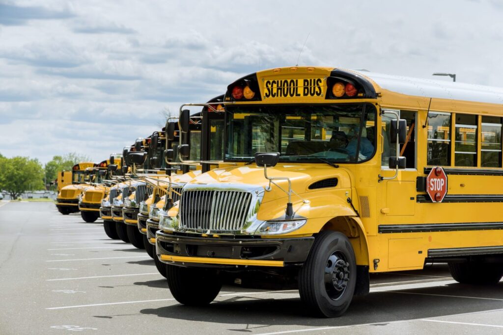 Location de bus avec chauffeur pour transports scolaires